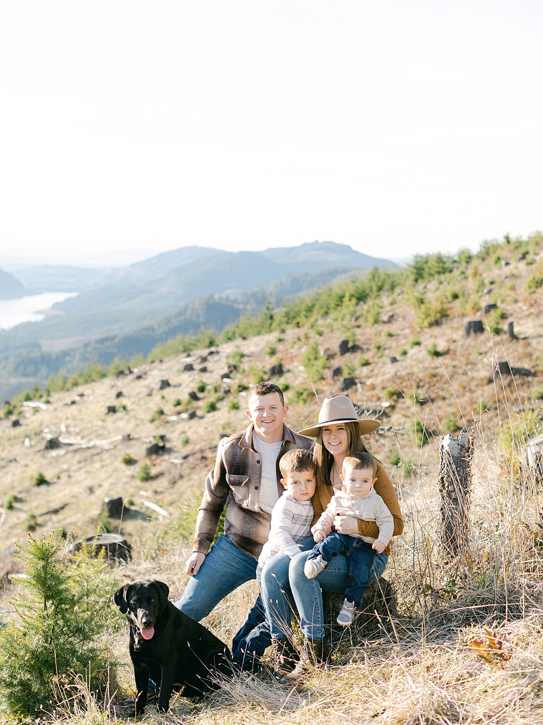 Mountain Top Family Photo Session- Pacific Northwest- Yarbrough Family ...