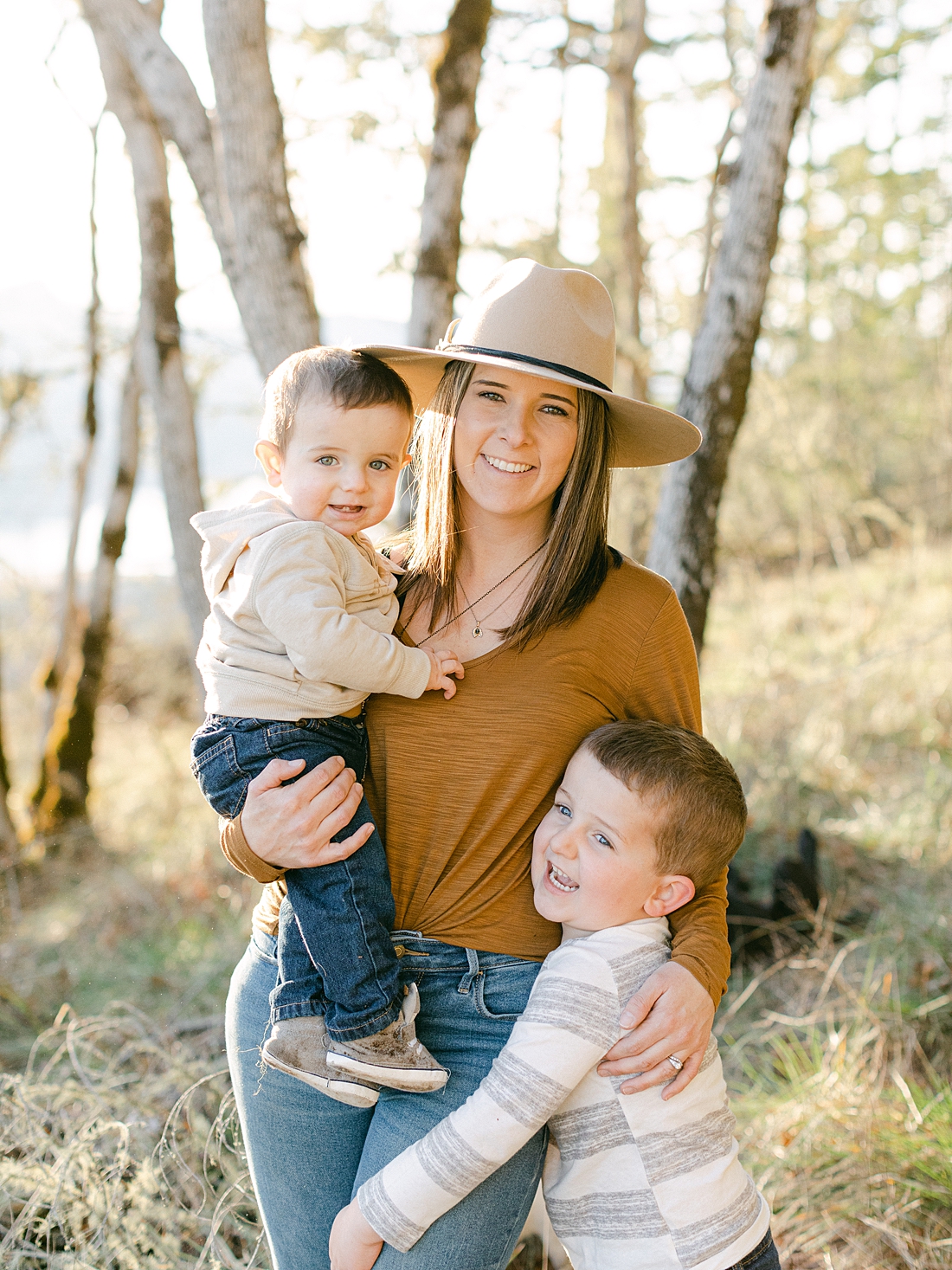 Mountain Top Family Photo Session- Pacific Northwest- Yarbrough Family ...